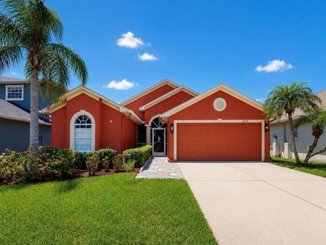 1836 Raven Glen Dr, Ruskin, FL 33570
