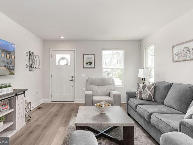 18370 Centennial Circle