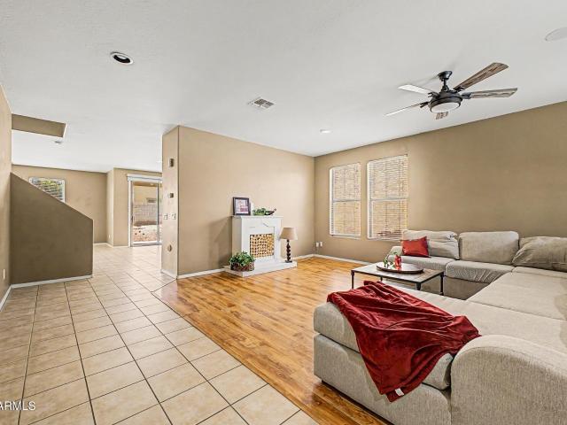 18371 w hayden drive