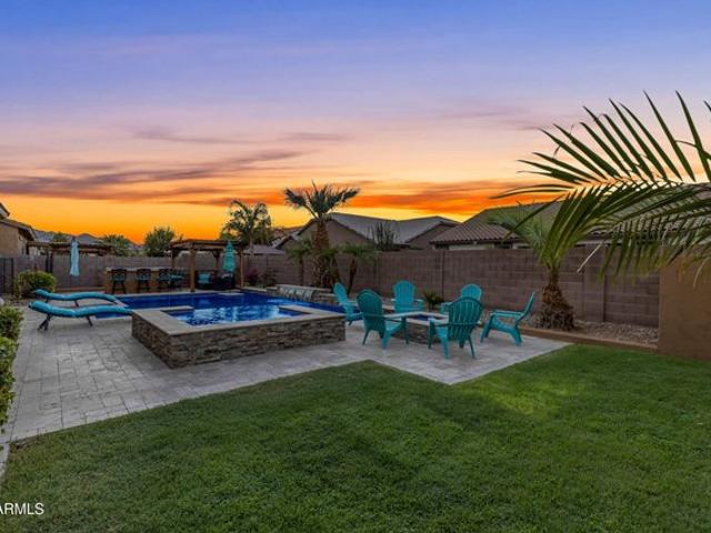 18372 W Paradise Ln, Surprise, AZ 85388