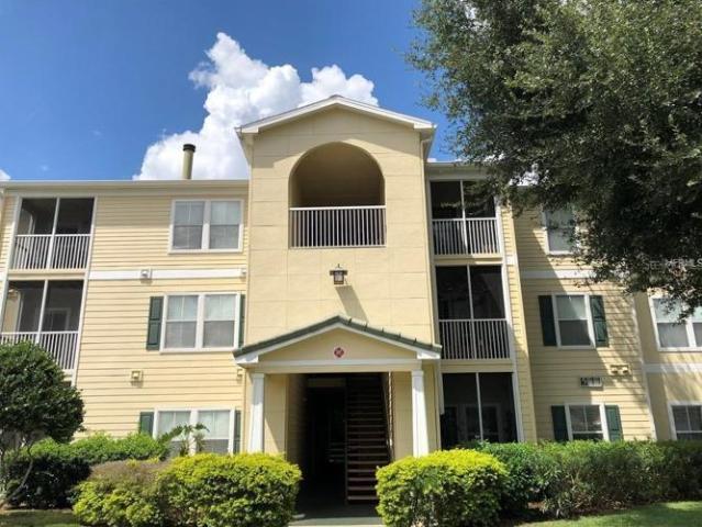 18377 Bridle Club Dr, Tampa, FL 33647