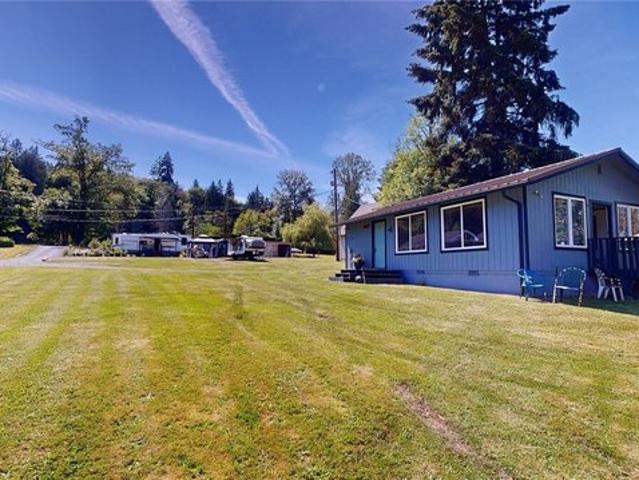 18375 W Big Lake Blvd, Mount Vernon, WA 98274