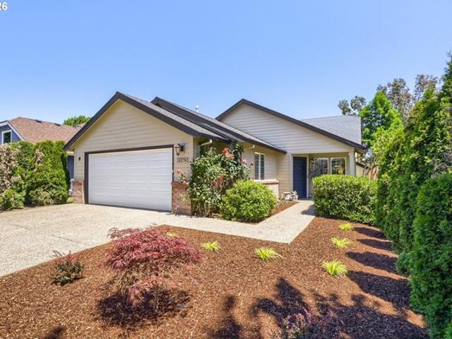 18378 SW 134th Ter, Tualatin, OR 97062