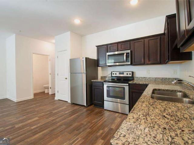 1837 Millstream Hollow