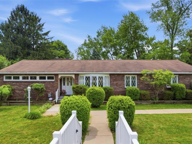 1837 Droz Ave
