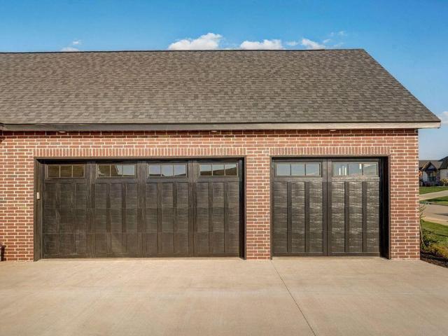 1837 E Cobblestone Drive