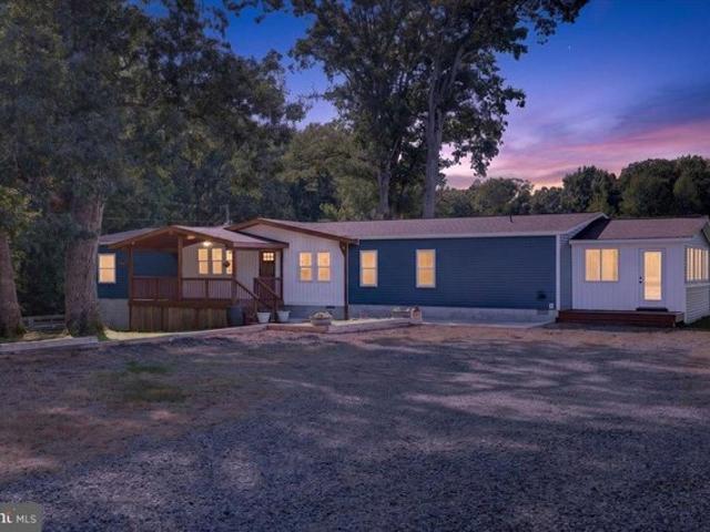 1837 Eastham Rd, Bumpass, VA 23024