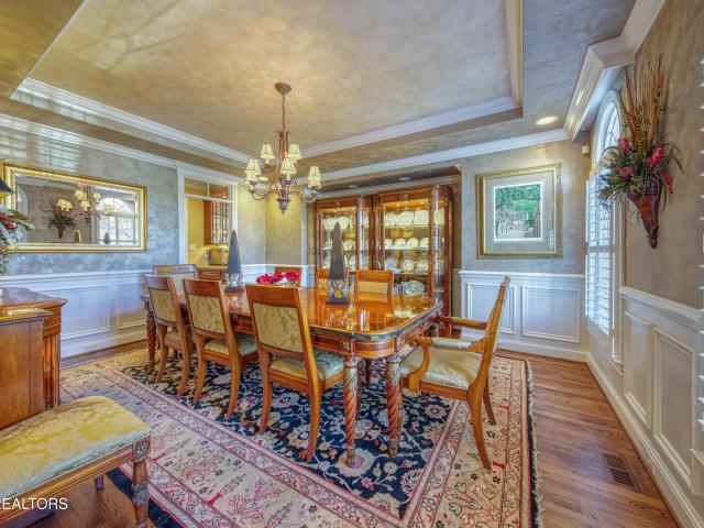 1837 Regents Park Rd
