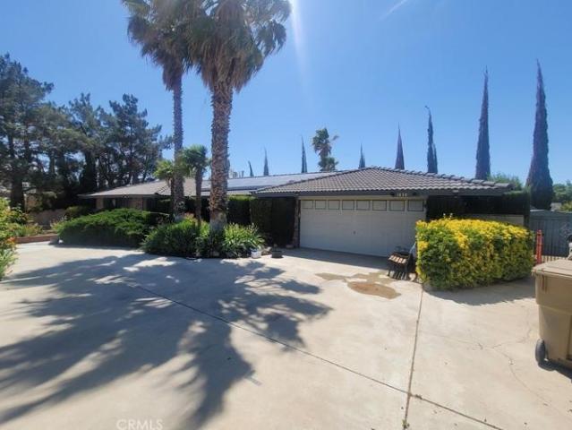 18385 Fairburn St, Hesperia, CA 92345
