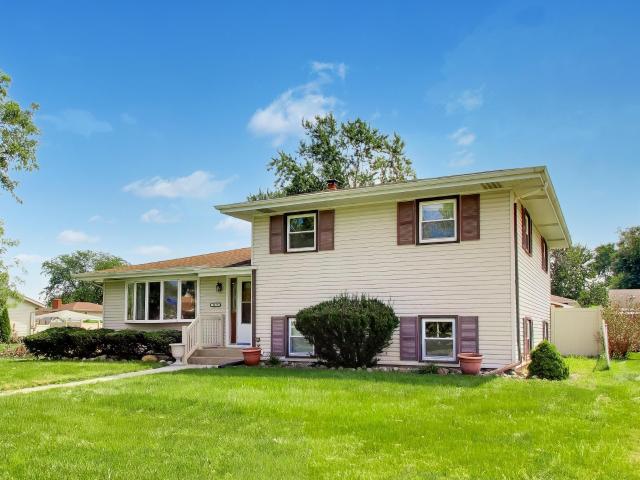 1838 Bluebird Lane