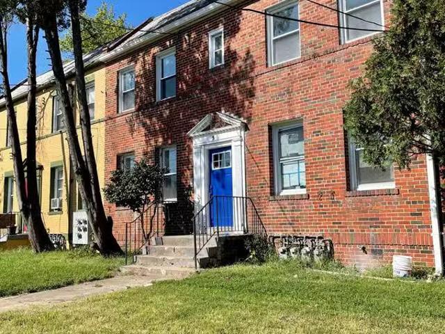 1838 C St SE, Unit 1, Washington, DC 20003 MLS #DCDC2214772