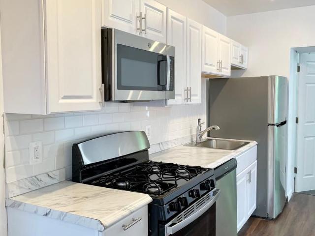 1838 C Street SE Unit 2, Washington, US, DC