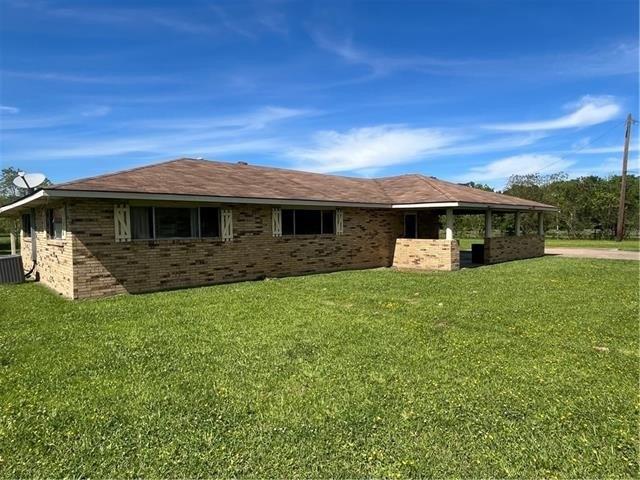 1838 Highway 115, Hessmer, LA 71350