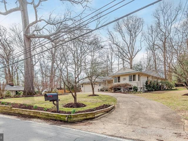 1838 Lindamoor Dr, Annapolis, MD