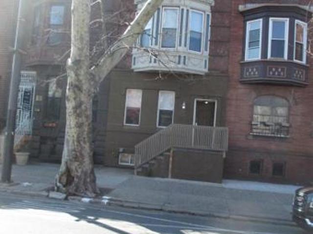 1838 S Broad St 1F, Philadelphia, PA