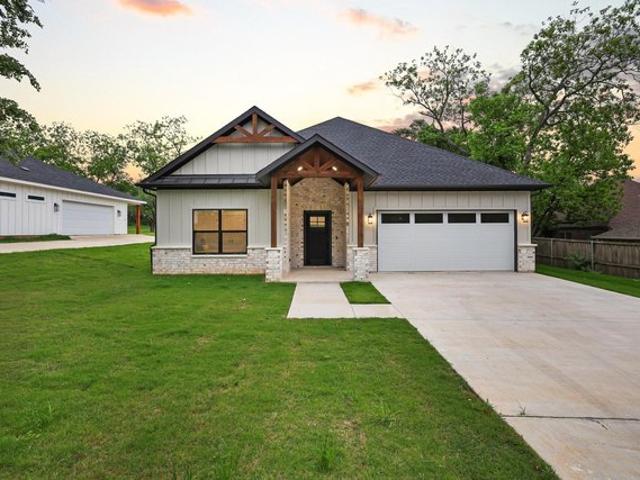 1838 S Park Ave, Denison, TX 75020