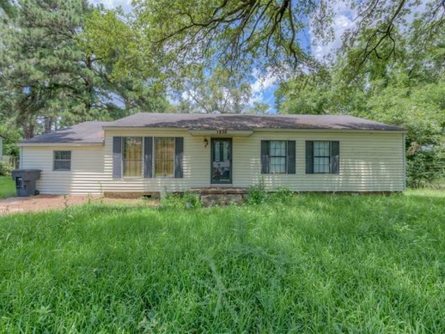 1838 Shady Ln, Shreveport, LA 71118