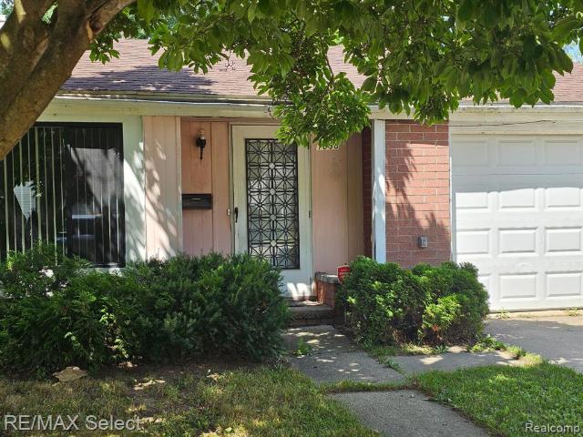 1838 Tebo Stree NE Tebo Street