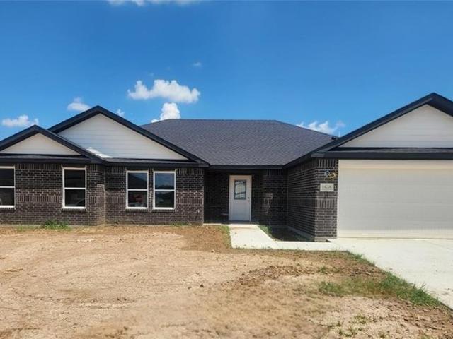 1838 Topaz Rd, Pryor, OK 74361