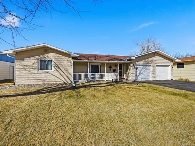 1838 8th Ave, Belle Fourche, SD 57717
