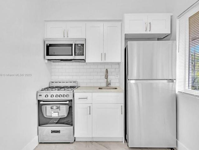 1839 Funston St #2, Hollywood, FL 33020