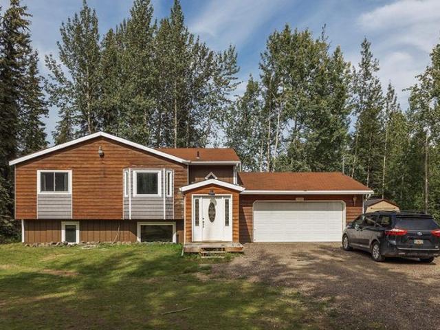1839 Jessica Loop, North Pole, AK 99705