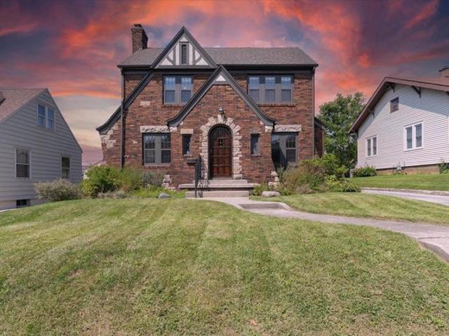 1839 Kenwood Ave, Fort Wayne, IN 46805