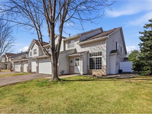 1839 Riverwood Dr Unit 17, Burnsville, MN 55337