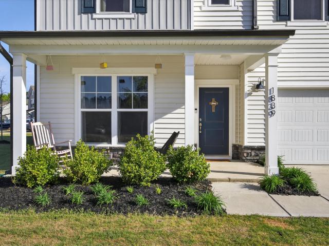 1839 Streamsong Cir, Fuquay Varina, NC 27526 | MLS #10158