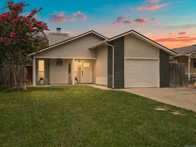 1839 W 57th Pl, Tulsa, OK 74107