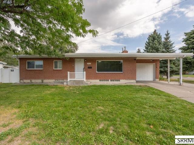 1839 12th St, Idaho Falls, ID 83404