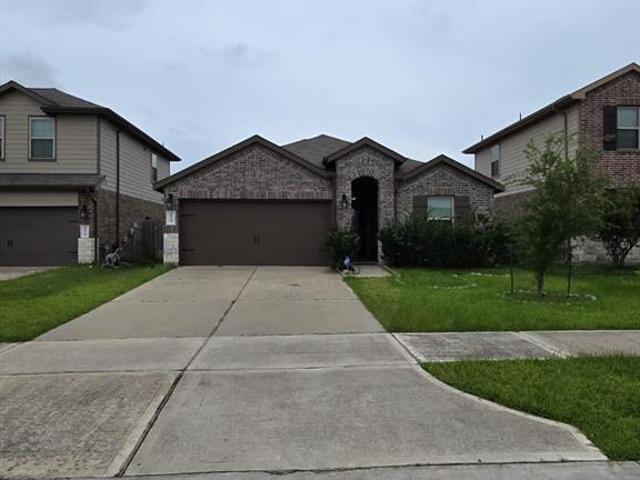 18307 Arcola Bay Lane
