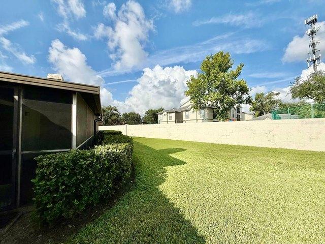 18308 Aintree Ct, Tampa, FL 33647
