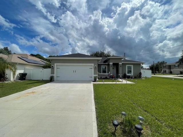 1830 Manitoba Ct, Poinciana, FL 34759