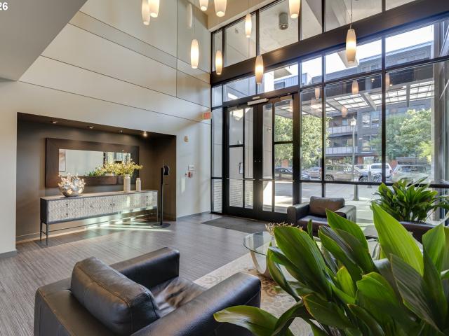 1830 nw riverscape st # 511