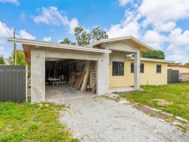 1830 NW 26th Ter, Fort Lauderdale, FL 33311