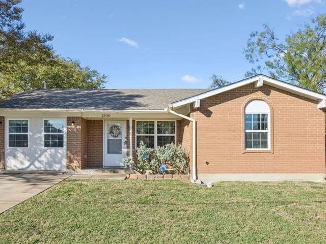 1830 Austin Ave, Grand Prairie, TX 75051