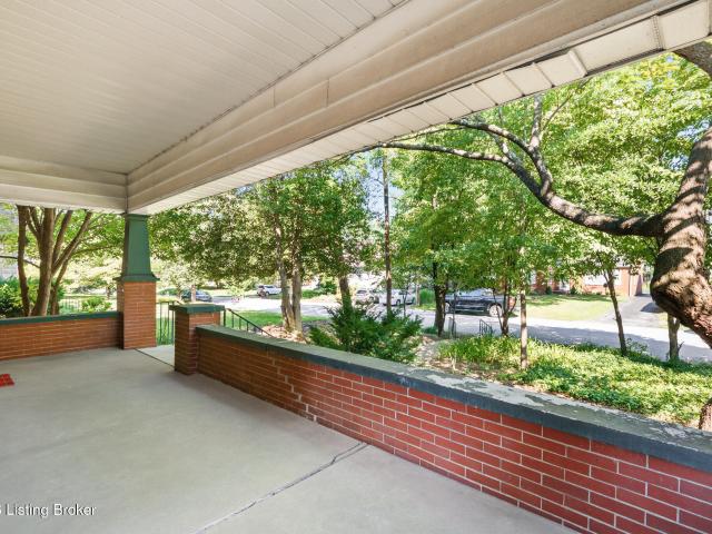 1830 Alfresco Pl