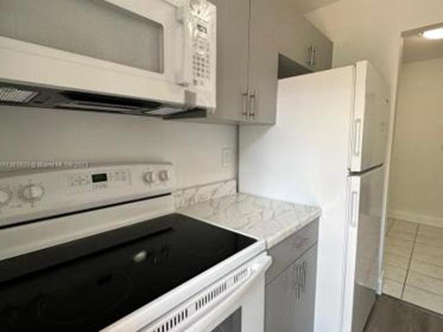 1830 Cleveland St #3, Hollywood, FL 33020