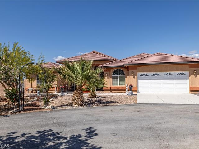 1830 E Fuchsia Street