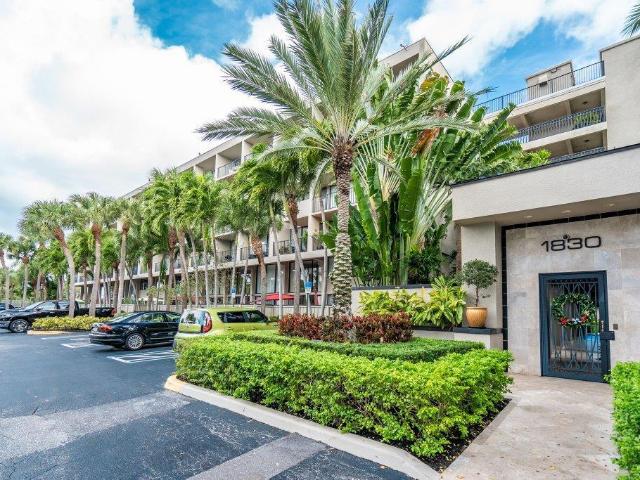 1830 Embassy Dr, Unit 411, West Palm Beach, FL 33401 | MLS #R11159