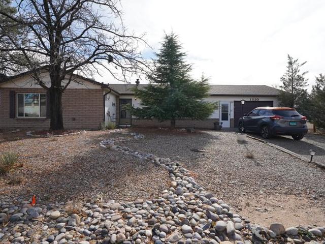 1830 Fran Rd SE, Rio Rancho, NM 87124