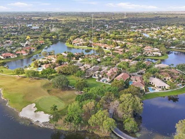 1830 Harbor View Cir, Weston, FL 33327
