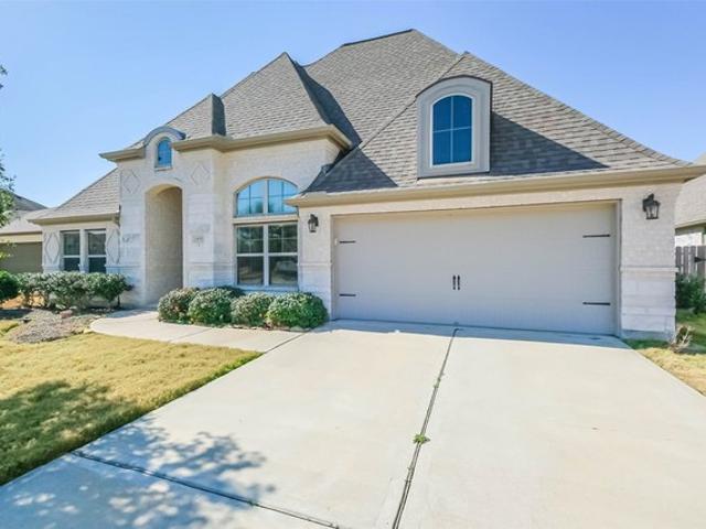 1830 Iron Lake Ln, Richmond, TX 77469