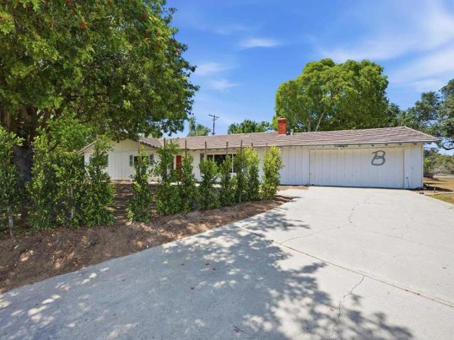 1830 Juanita Ln, Fallbrook, CA 92028 | MLS #PTP2603 | Compass