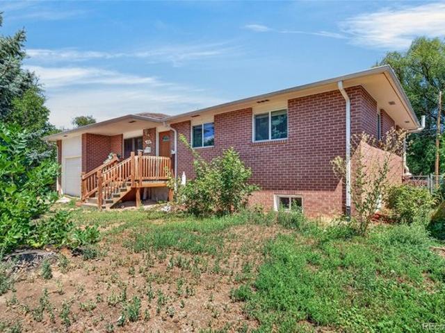 1830 Jewel Dr, Longmont, CO 80501