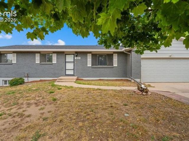 1830 Pima Dr, Colorado Springs, CO 80915