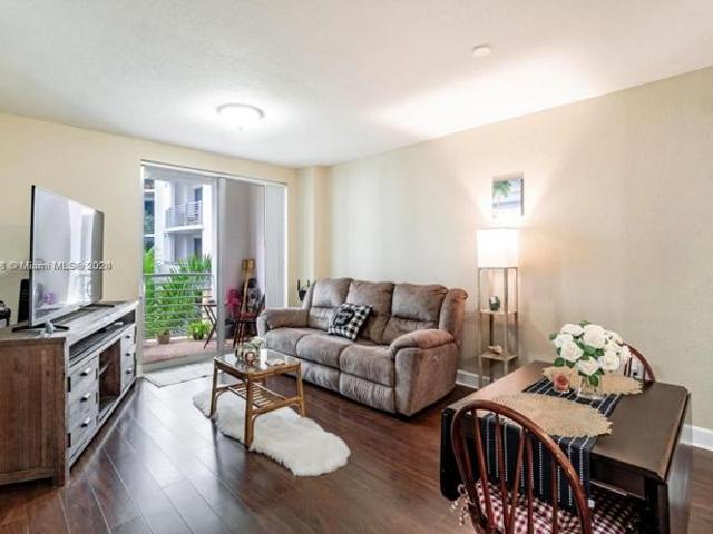 1830 Radius Dr #516, Hollywood, FL 33020