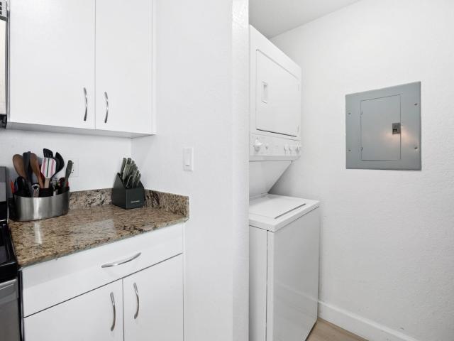 1830 Radius Dr 523, Hollywood, FL