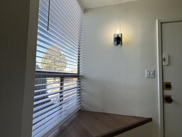 1830 Vassar Dr Ne 1 Bedroom Apartment for Rent at 1830 Vassar Dr Ne, Albuquerque, NM 87106 Netherwood Park